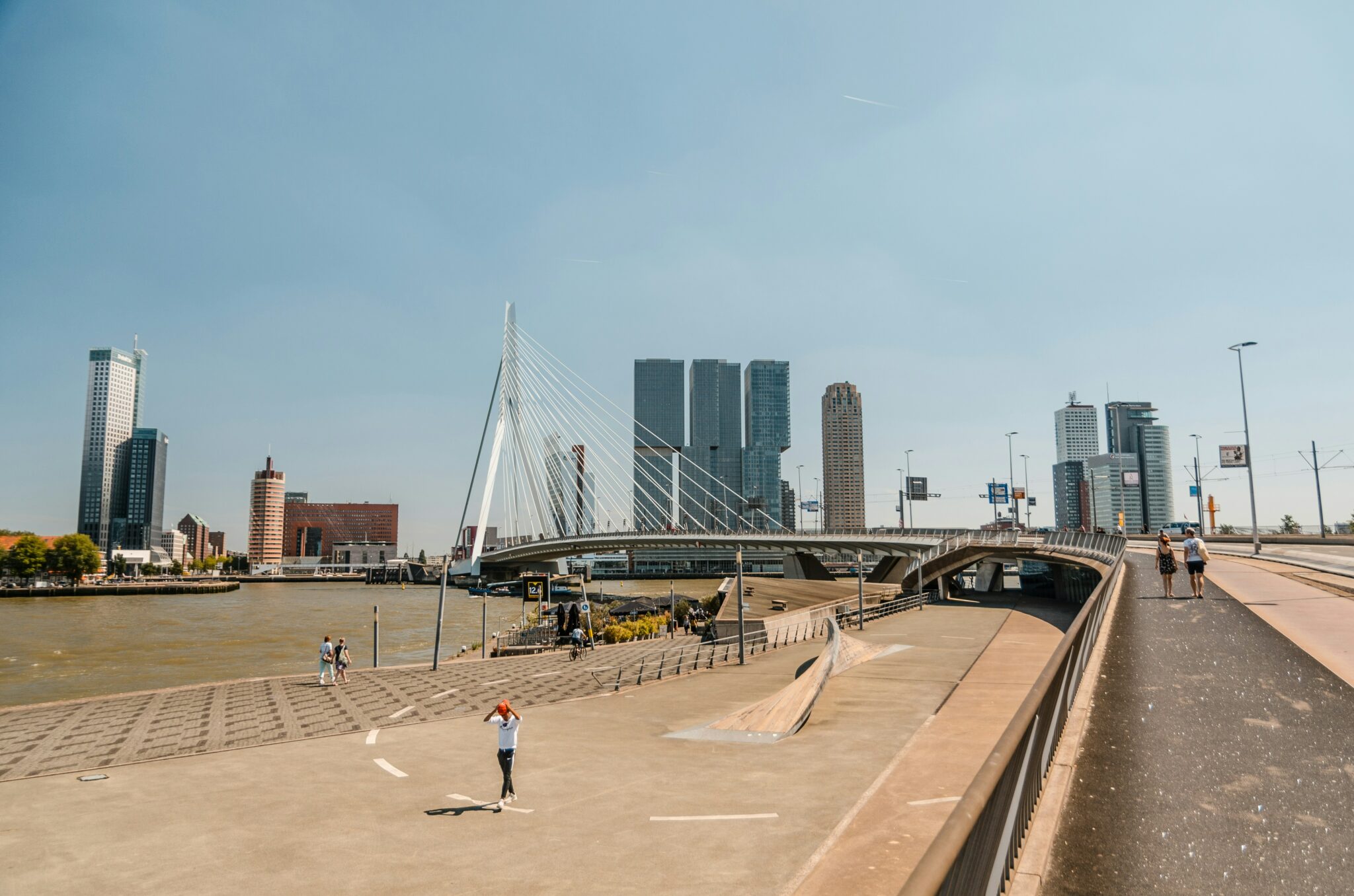 Aanvragen - Fonds Bijzondere Noden Rotterdam
